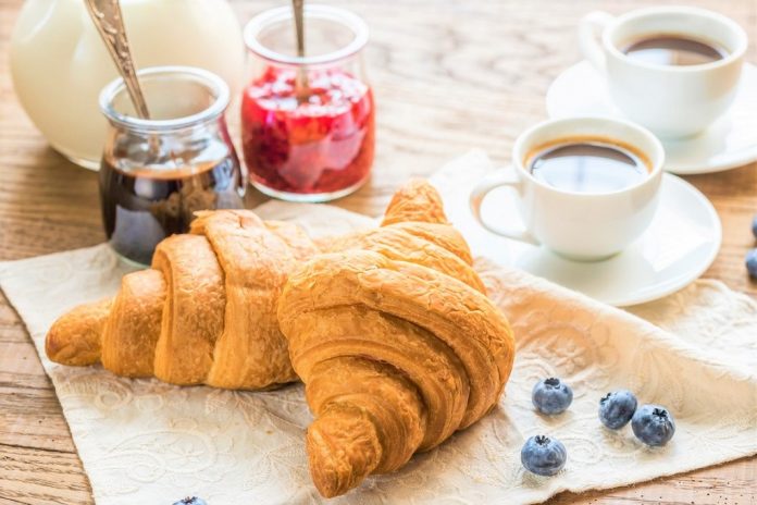 35 Delicious Breakfast Food Ideas From Around The World