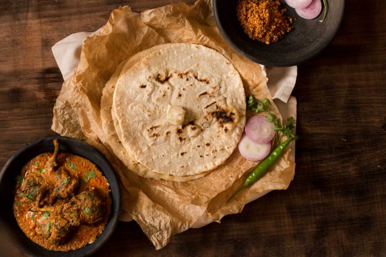 18 Must-Try Karnataka Foods Across The State